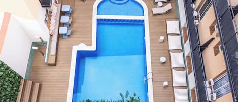 Piscina externa