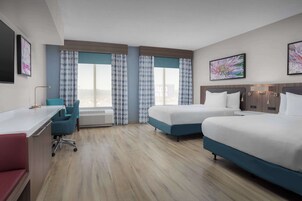 Cofre no quarto, secretária 