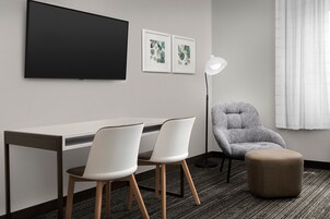 Espaço de trabalho para notebook, ferros/tábuas de passar roupa