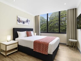 Quarto Deluxe, 1 cama queen-size | Berços/camas para crianças, Wi-fi grátis, roupa de cama fornecida 