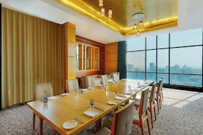 5 restaurantes, café da manhã, culinária italiana