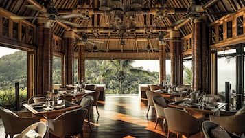 2 restaurantes, café da manhã, culinária tailandesa