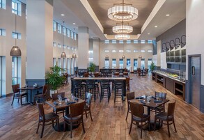 Café da manhã, almoço e jantar