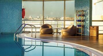 Piscina interna