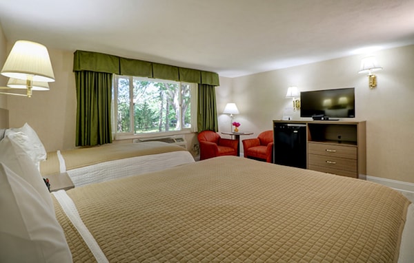Skaket Beach Motel - Orleans, MA