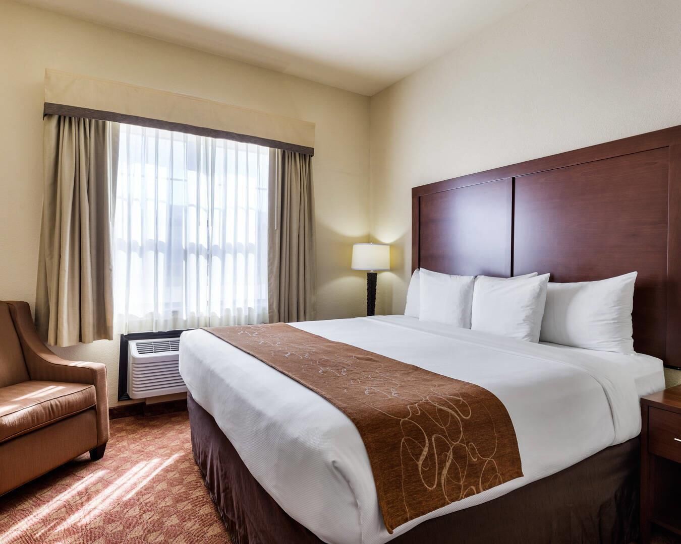 Escrivaninha, espaço de trabalho para notebook