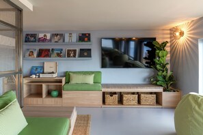 TV