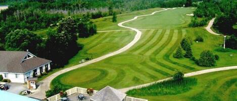 Piscina interna, piscina externa sazonal