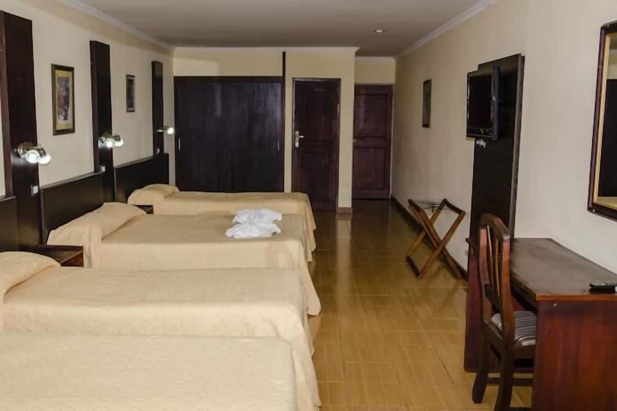 Cofre no quarto, Wi-fi grátis, roupa de cama fornecida