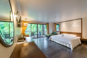 Quarto luxo | Frigobar, cofres nos quartos, escrivaninha, cortinas blackout