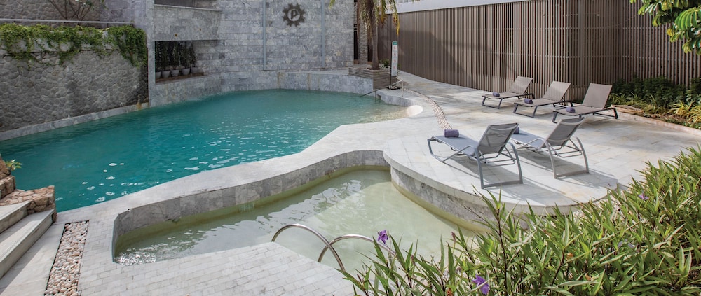 Pearl Hotel Phuket - Phuket