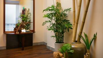 Sala(s) para tratamentos a casais, tratamentos corporais, aromaterapia