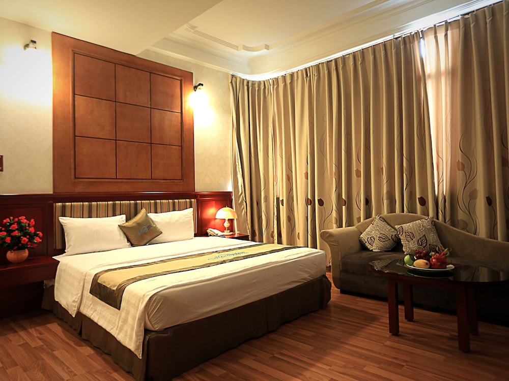 Moon View Hotel - Hanoi