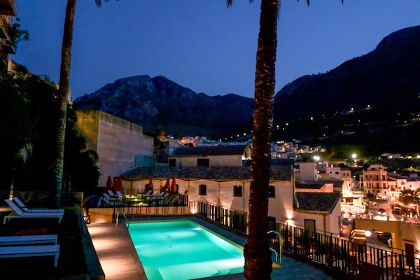 Piscina exterior sazonal