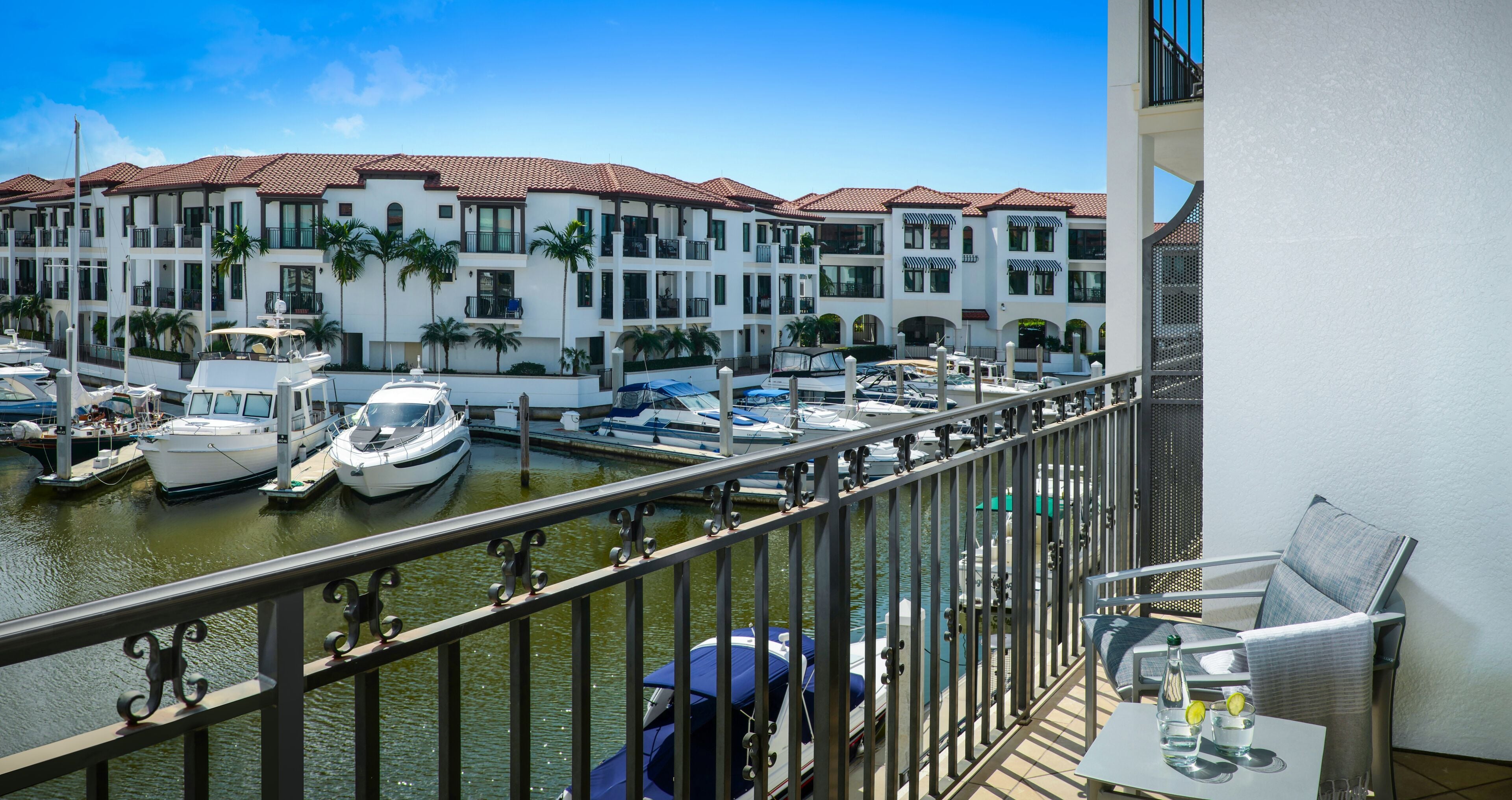 Naples Bay Marina Resort