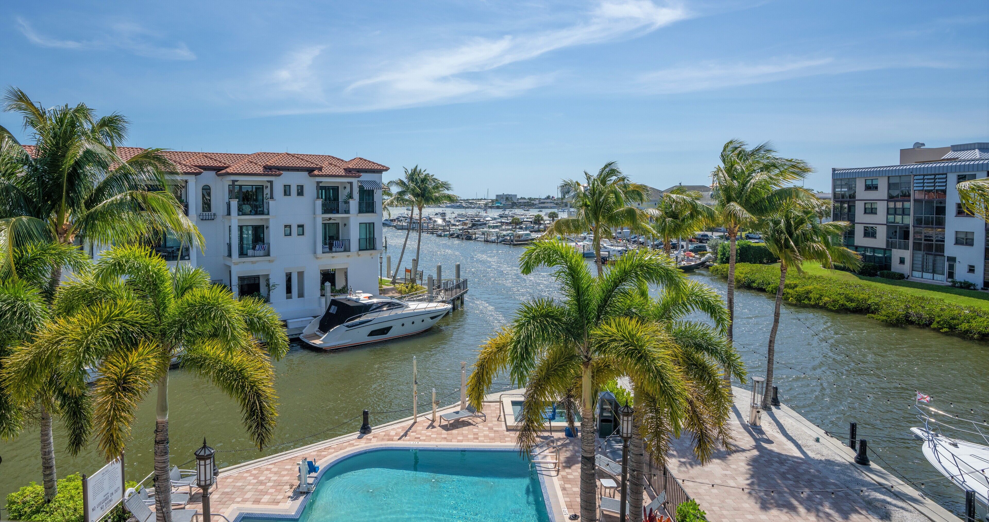 Naples Bay Marina Resort