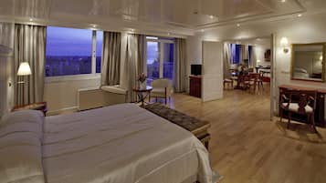 Suite Presidencial, Vista para a cidade | Roupa de alta qualidade, minibar, cofre no quarto