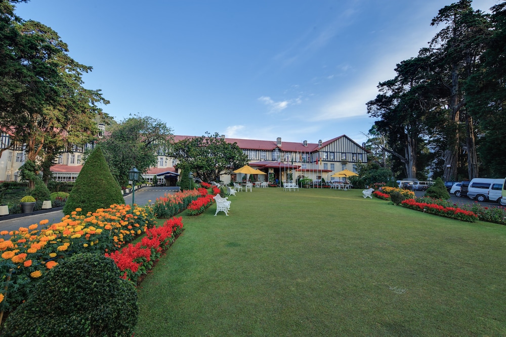 Grand Hotel - Nuwara Eliya