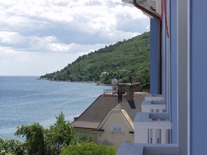 Quarto casal, de frente para o mar | Vista da sacada