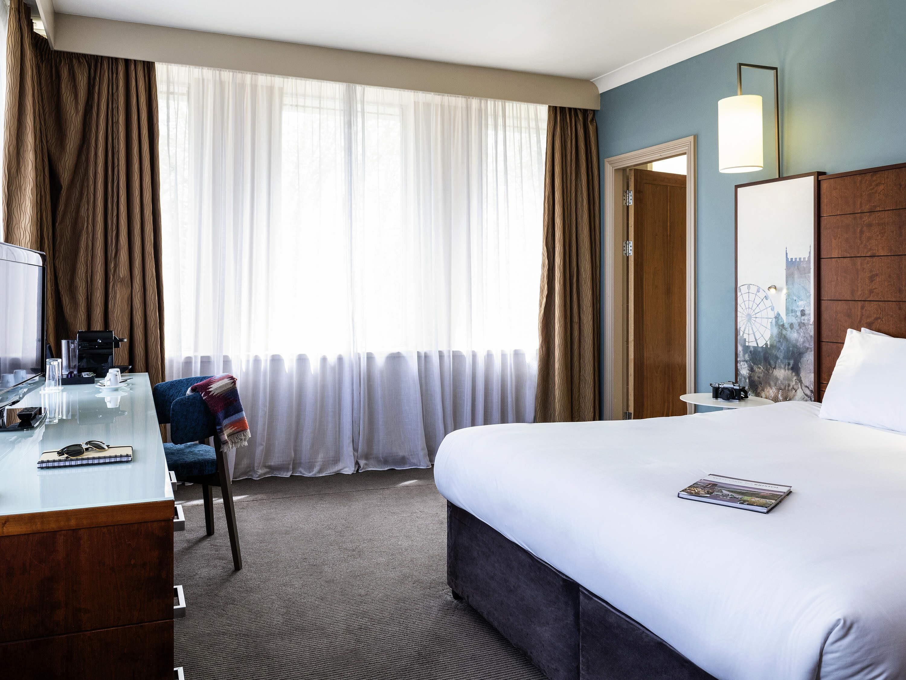 Suite Executiva, 1 cama king-size | Lençóis de algodão egípcio, roupa de alta qualidade, cofre no quarto 