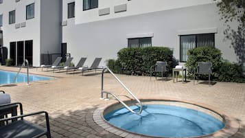 Piscina exterior