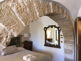 Apartamento Familiar, 1 quarto, cozinha, vista para o pátio