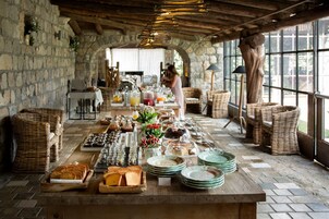 Pequeno-almoço continental diário incluído 