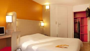 Secretária, cortinas/cortinados opacos, quartos insonorizados