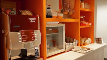 Pequeno-almoço tipo buffet diário (6.50 EUR por pessoa)