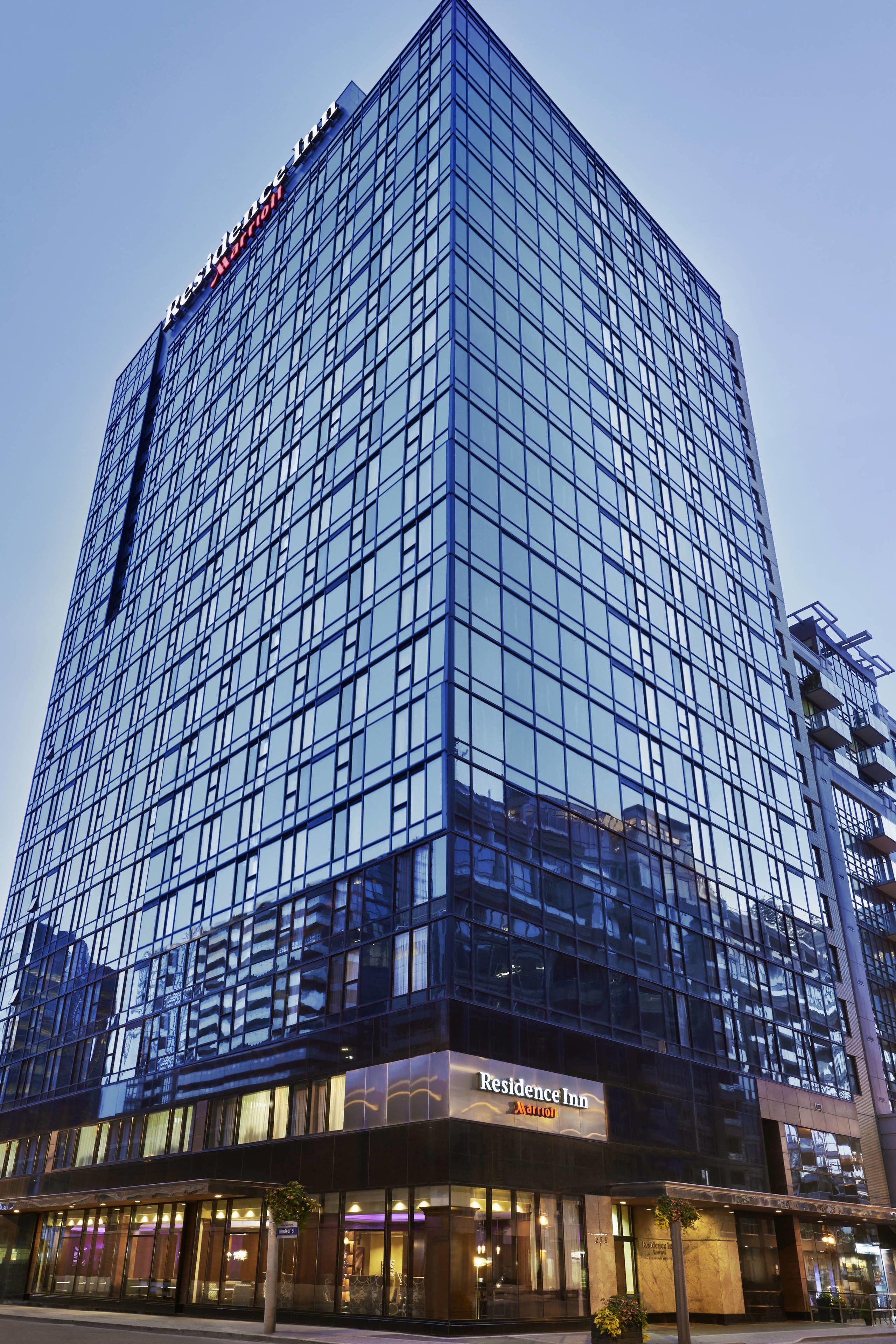 Residence Inn by Marriott Toronto Downtown / Entertainment District ...