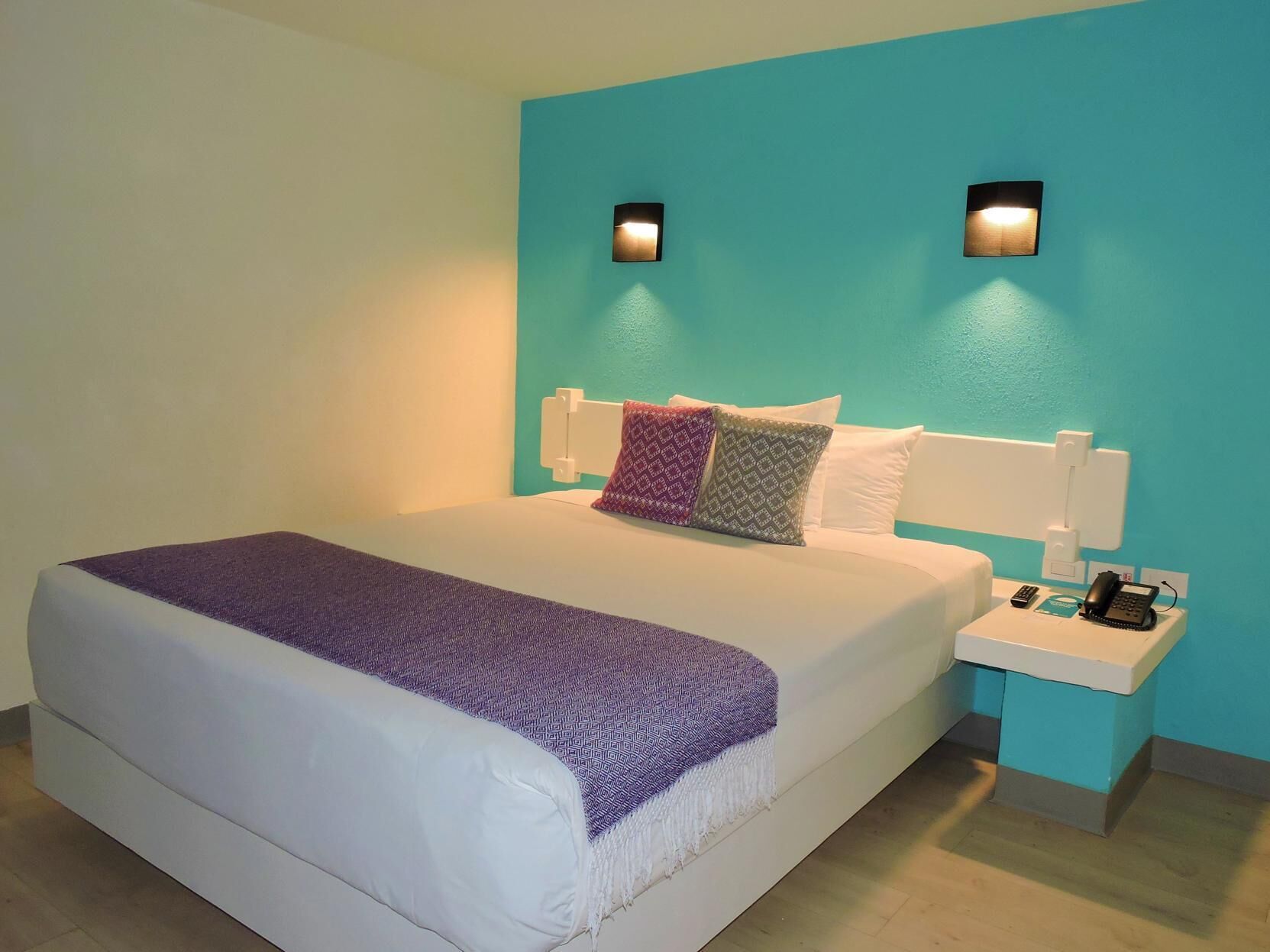 Cofre com capacidade para portátil, cortinas/cortinados opacos 