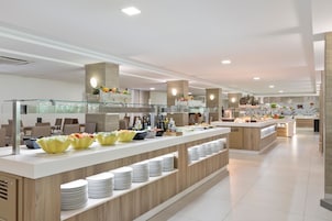 Café da manhã e jantar