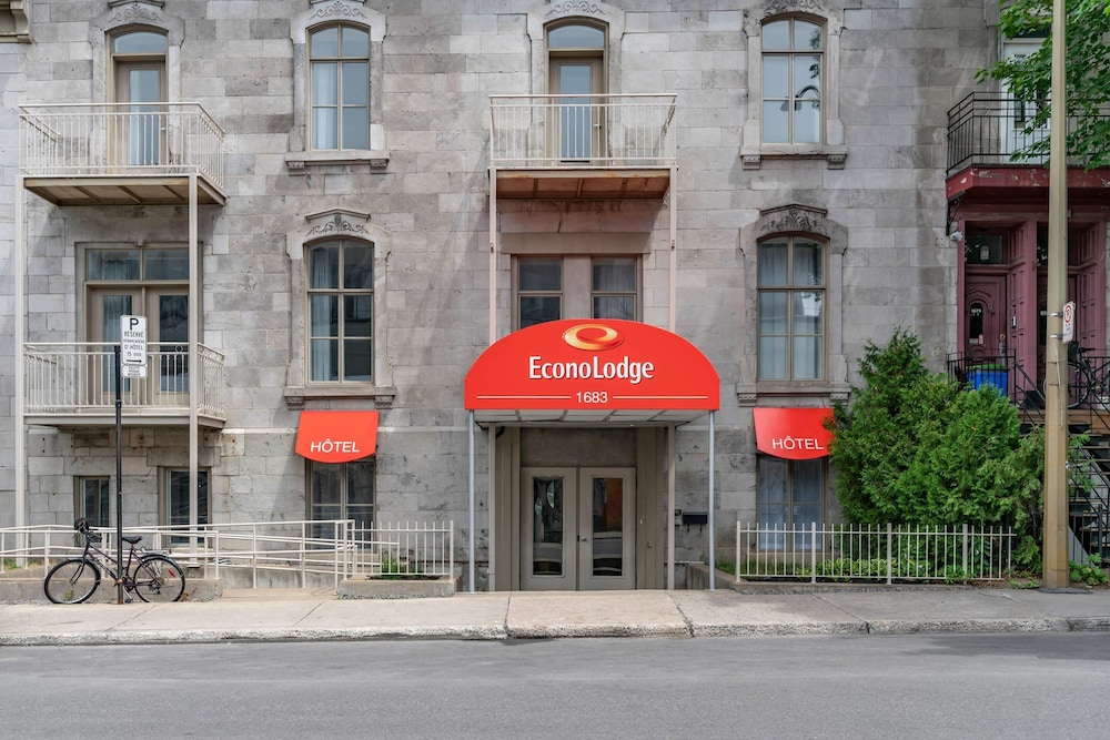 Econo Lodge - Laval