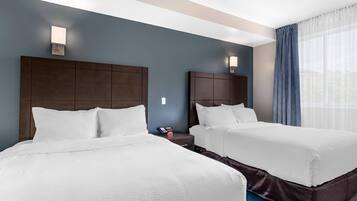 Quarto Standard, 2 camas queen-size, não fumadores | Roupa de alta qualidade, edredões de penas