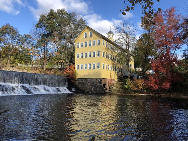 Old Mill Inn - Northampton, MA