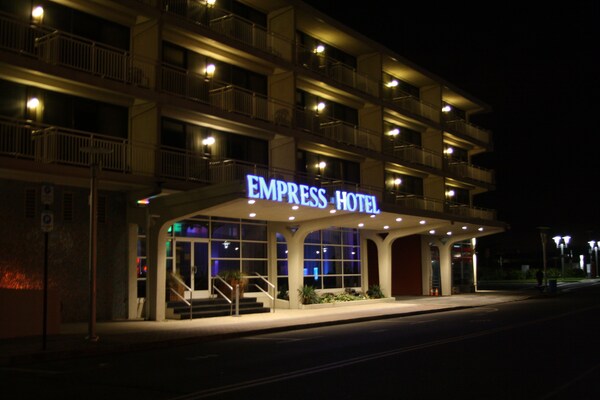 The Empress Hotel & Adult Nightclub - Long Branch, NJ