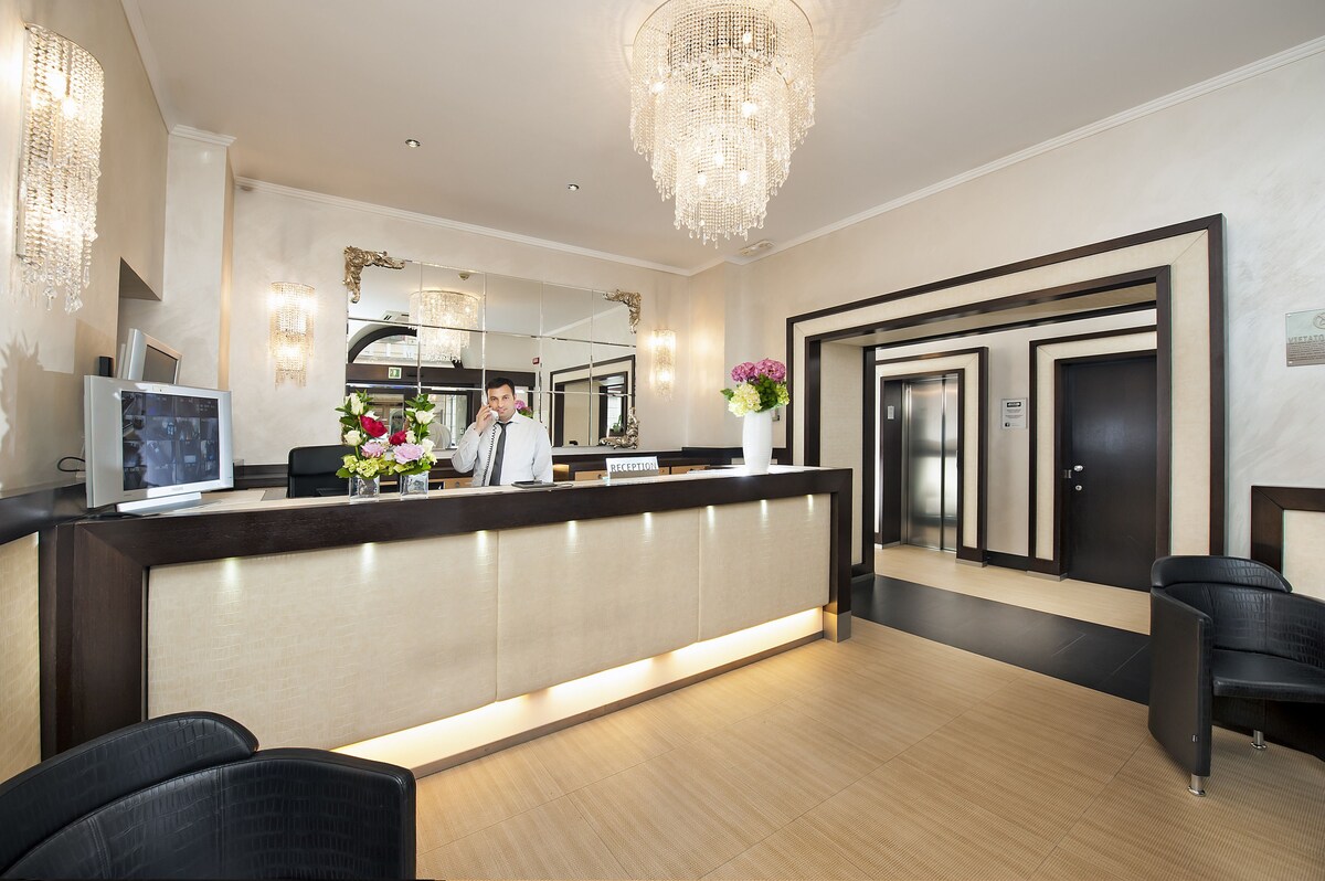 Yes Hotel Reviews, Deals & Photos 2023 - Expedia