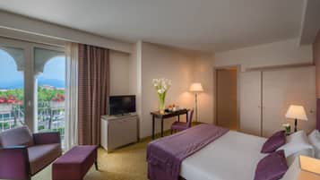 Quarto casal ou duplo superior | Lençóis italianos Frette, camas Select Comfort, frigobar