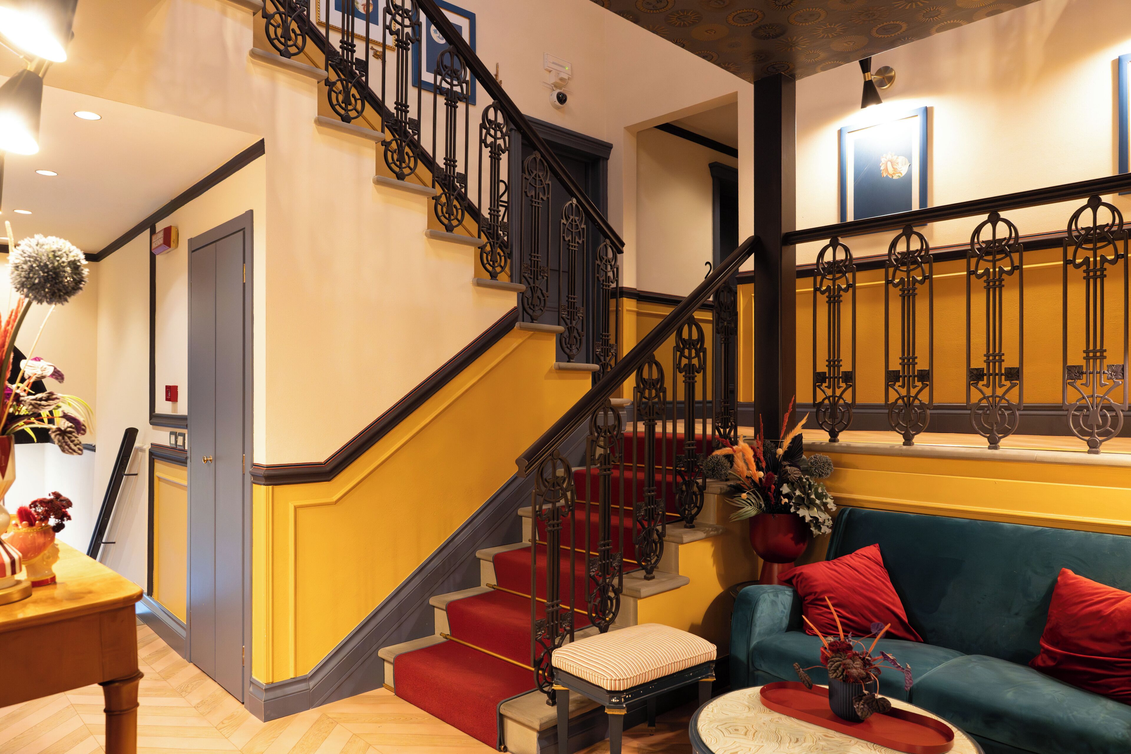 Área de estar no saguão