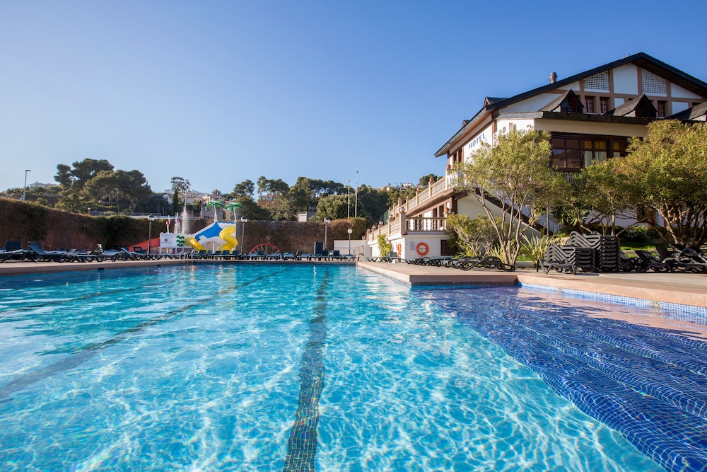 Santa Susanna Resort Affiliated By Fergus - Catalonia