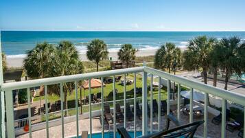 Quarto Standard, 2 camas queen-size, junto ao mar | Vista do quarto