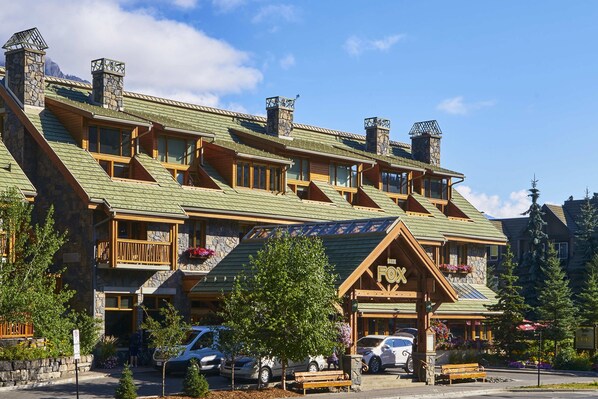 The Fox Hotel and Suites in Banff: Find Hotel Reviews, Rooms, and ...