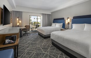 Quarto, 2 camas queen-size (Pool/Courtyard View) | Vista do quarto