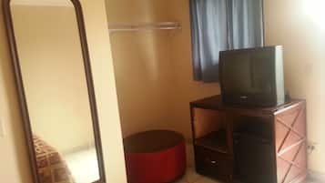 Quarto Standard, 1 cama de casal | Comodidade do quarto