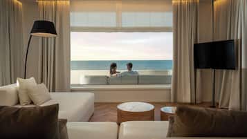 Suite de Luxo | Roupa de alta qualidade, minibar, cofre no quarto, secretária