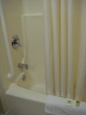 Quarto standard | Chuveiro