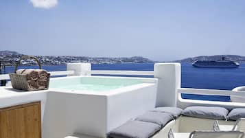 Deluxe Room, Sea View (Outdoor Mini Plunge Pool) | Varanda