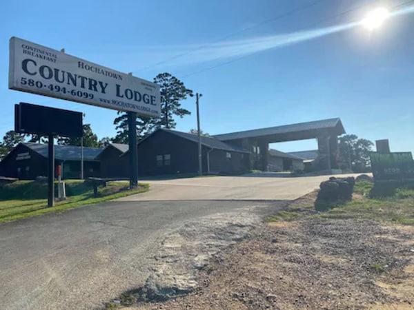 New Hochatown Lodge - Broken Bow, OK