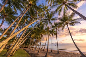 Na praia, toalhas de praia 