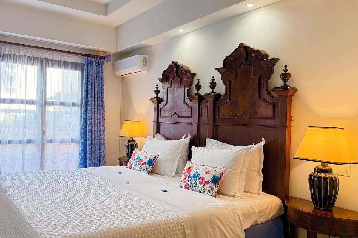 Suíte estúdio júnior | Roupas de cama premium, edredons de pluma, frigobar, Wi-Fi de cortesia
